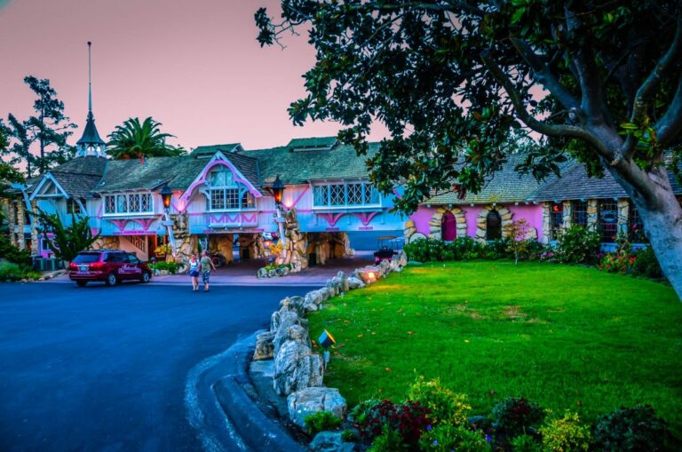 The Story Behind Madonna Inn's Pink Champagne Cake - Interview with ...